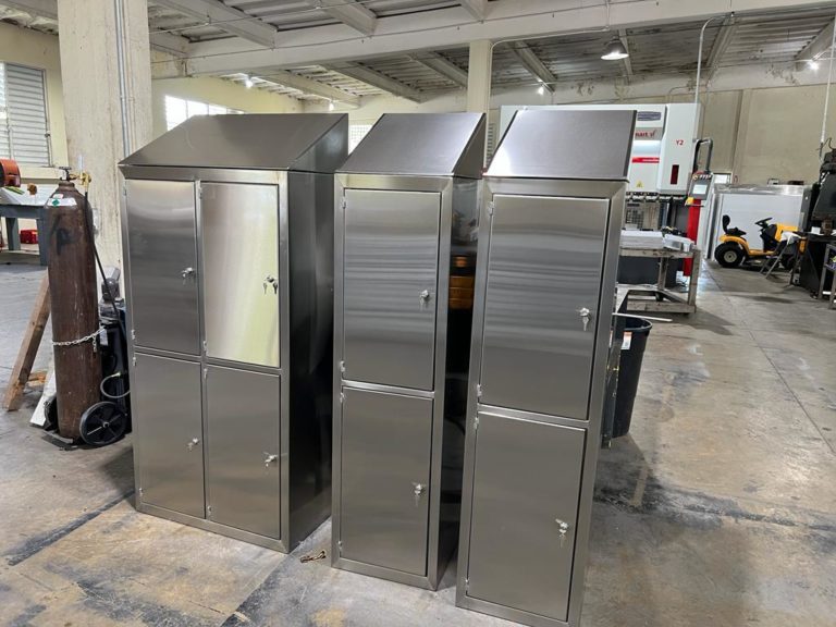 Lockers De Acero Inoxidable | Perez Precision Works